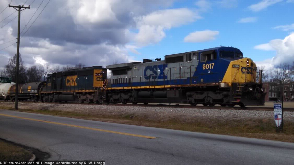 CSX 9017 (C40-9W)